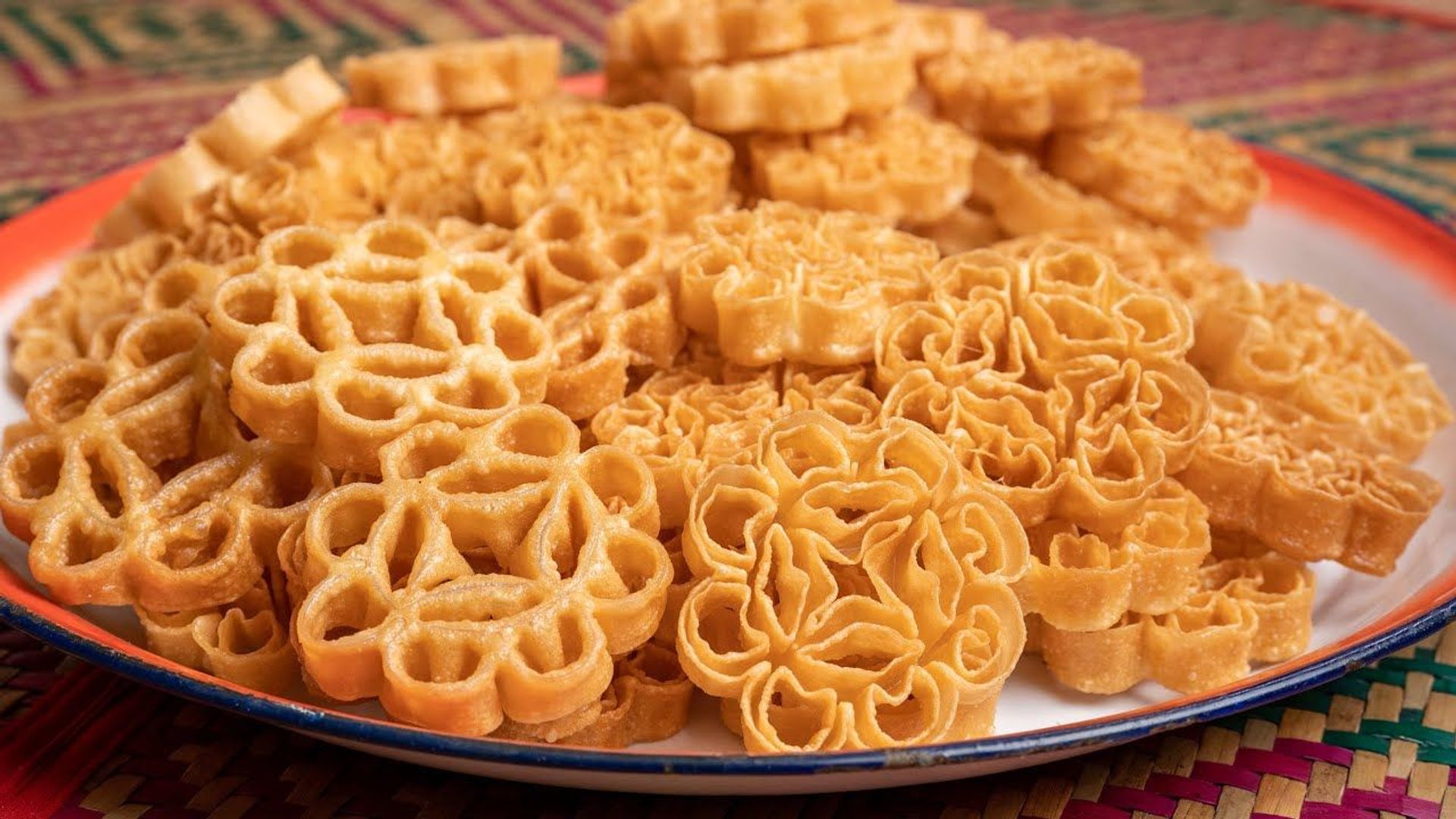 CNY And Hari Raya 2026: Best Kuih Loyang Places In KL And PJ