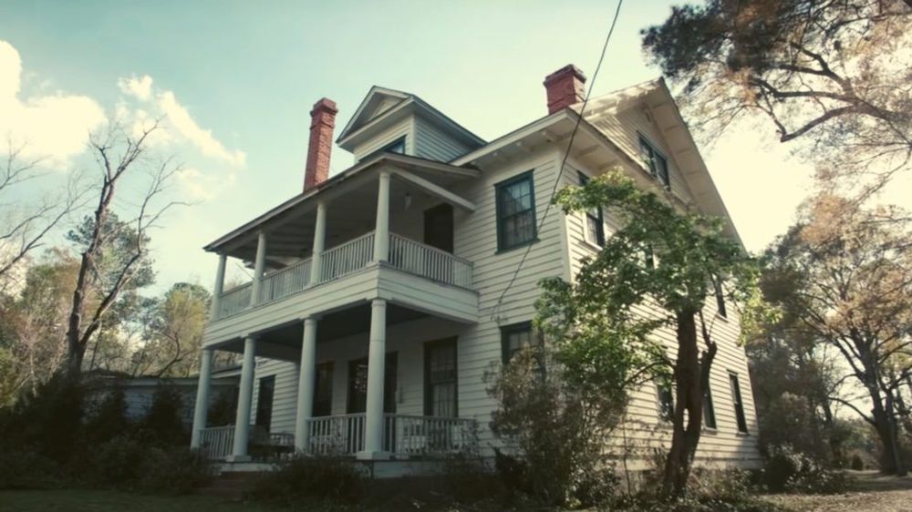 13 Horror Movie Sets And Locations You Can Visit Around The World