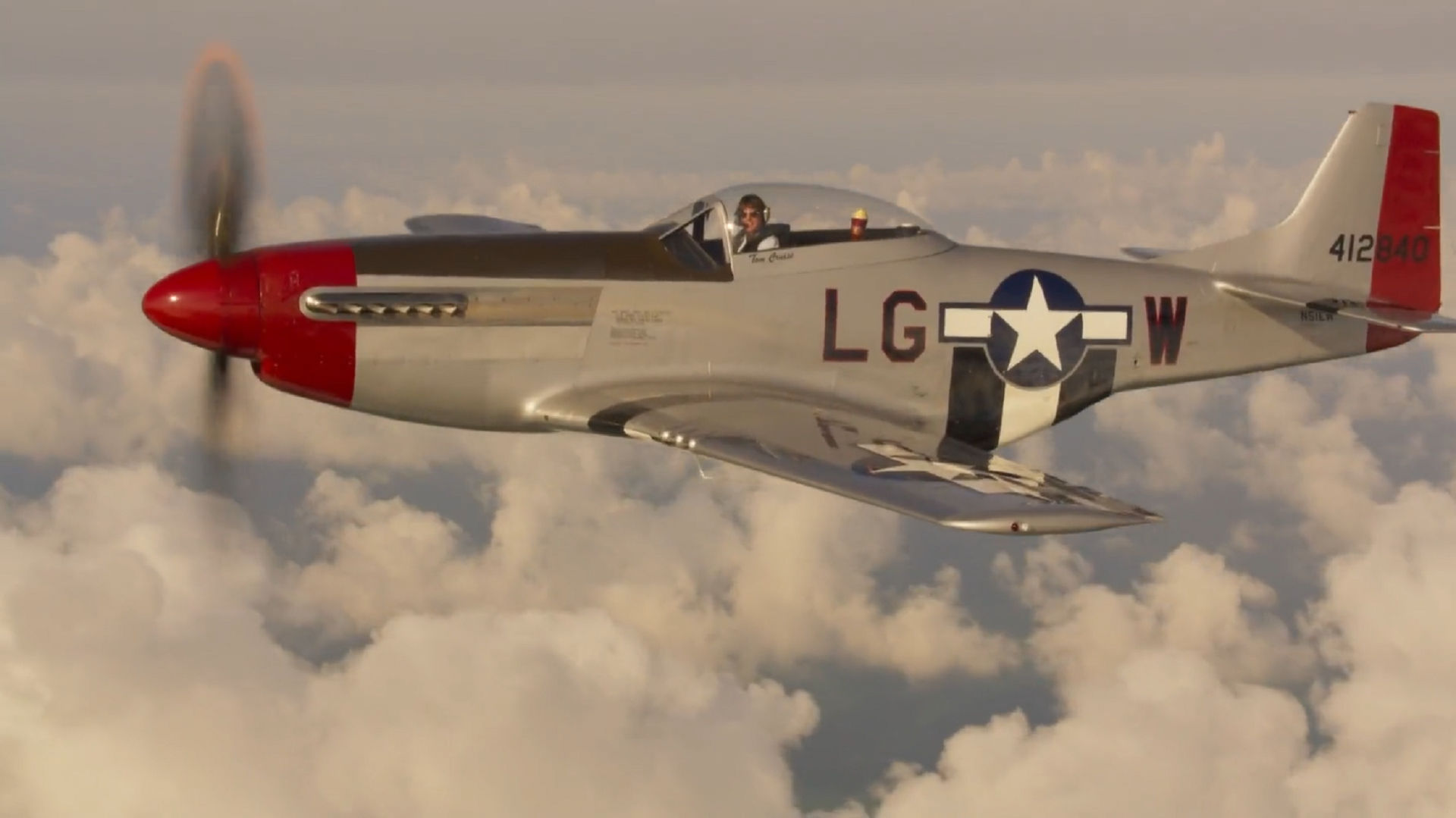 Tom Cruise Accepts 2023 MTV Movie Award While Flying A Fighter Jet
