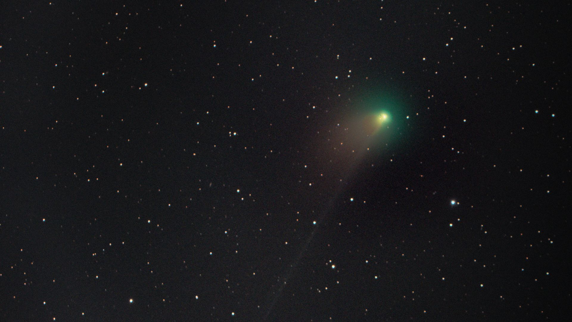 Spot The Rare Green Comet In The Sky For The First Time In 50000 Years