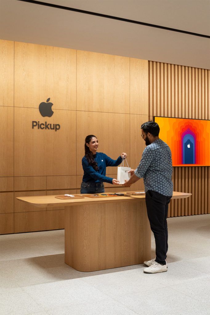 Inside The First Apple Store In Delhi At Select CITYWALK