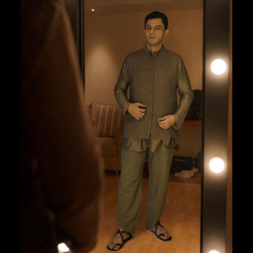 Arjun Mathur's Made in Heaven Outfits We Absolutely Loved
