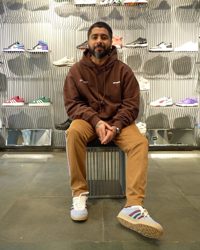 How Men Can Experiment With Stylish Korean Pants