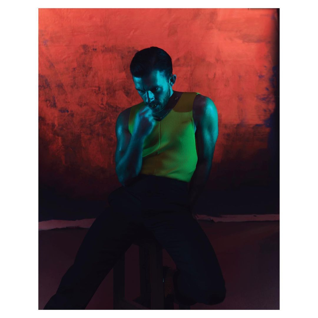 Decoding Jonathan Bailey’s stellar style - Augustman India