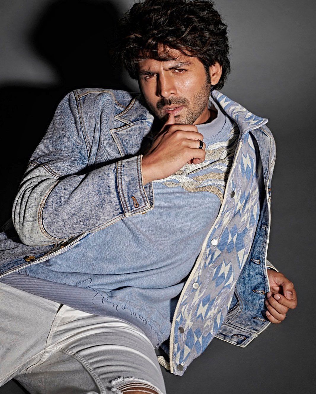 The hottest Rodent Men of Bollywood blessed with pointy facial features